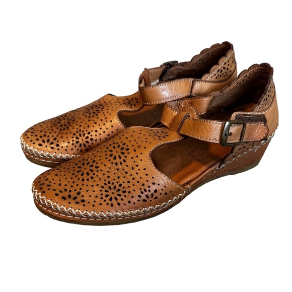 Spring Step | Shoes | Spring Step Airy Wedge Sandal Size 39 | Poshmark